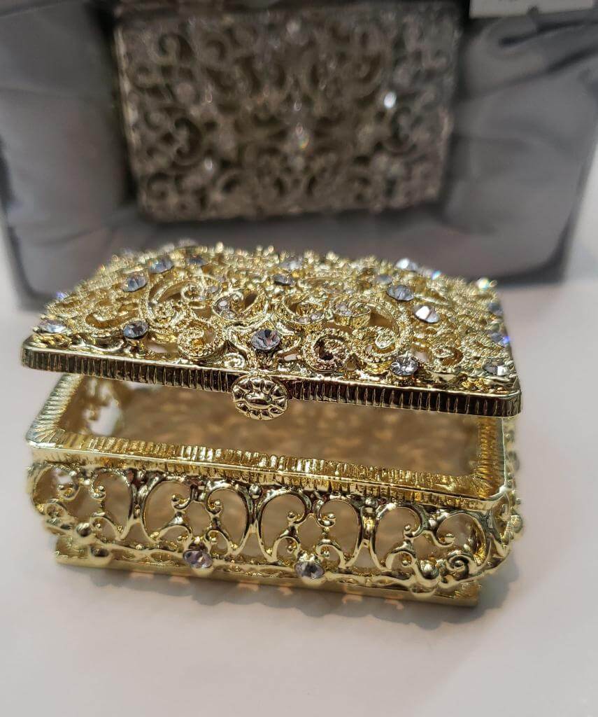 Crystal Aras, Bridal Jewlery Box, Bridal Arras Unity Coins and Box ...